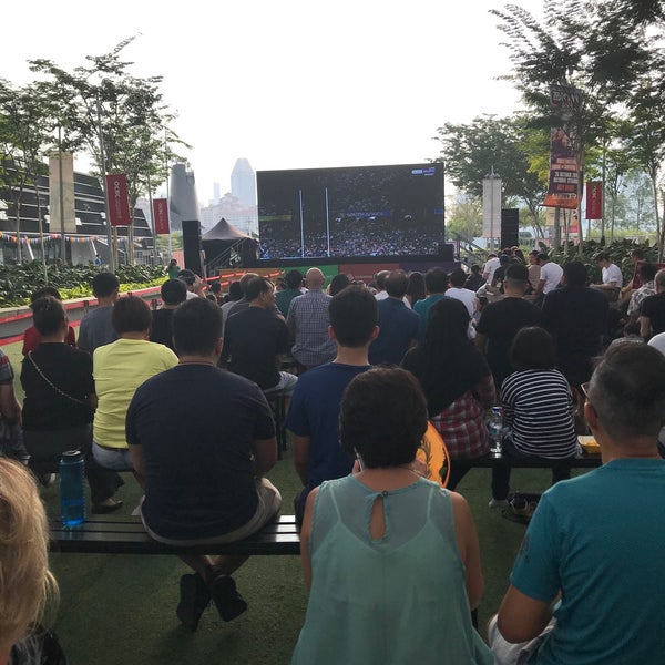 OCBC Square - Plaza in Singapore