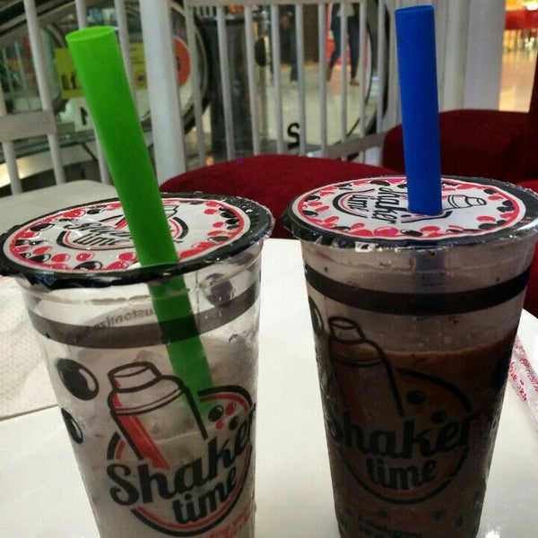 Mall Of Indonesia (MOI) - Shopping Mall in Cilincing