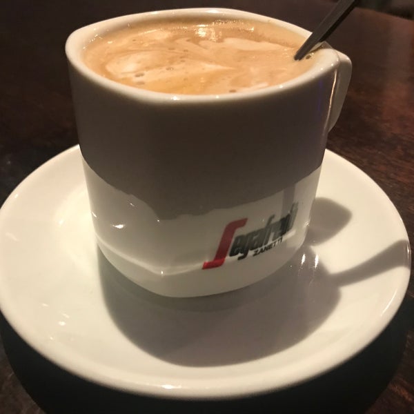 The Pullman Bar - Pub in Helsinki