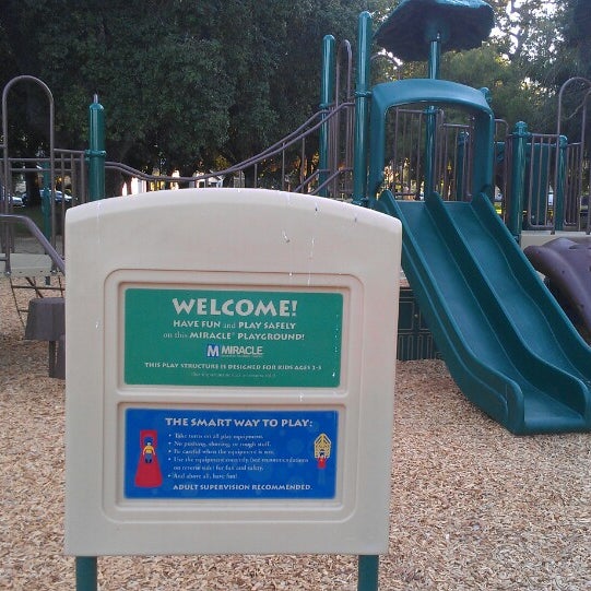 Three Oaks Park - Cupertino, CA