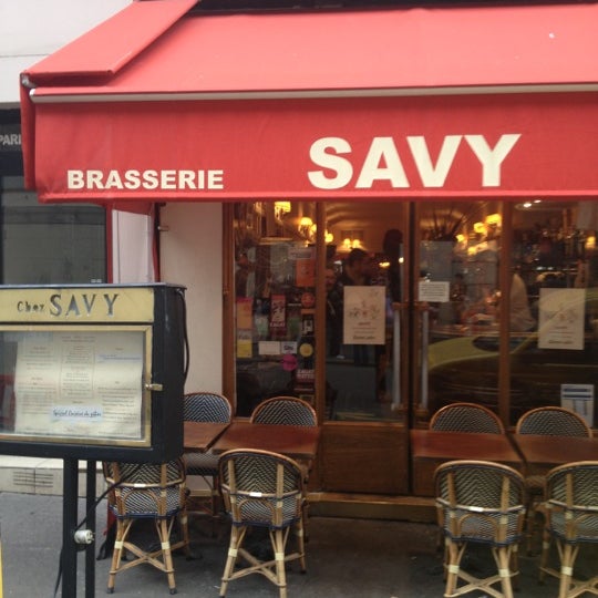 Chez Savy - Bistro in Champs-Élysées