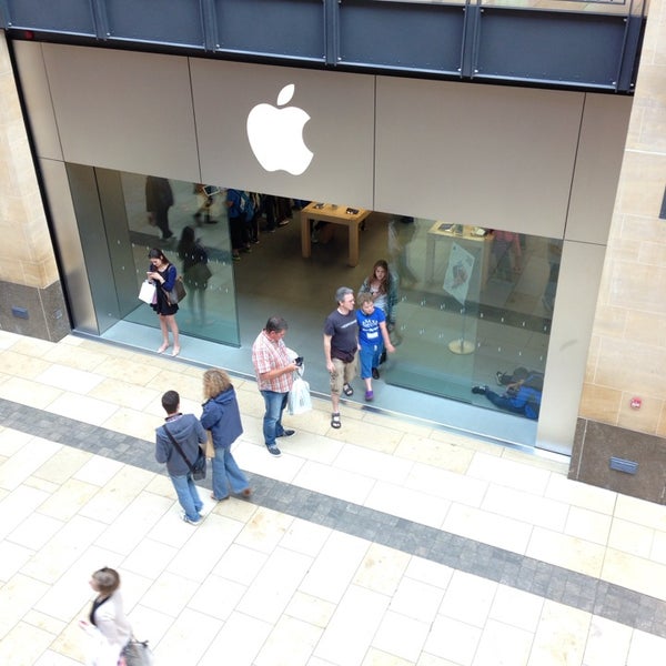 Photos at Apple Grand Arcade - Cambridge, Cambridgeshire