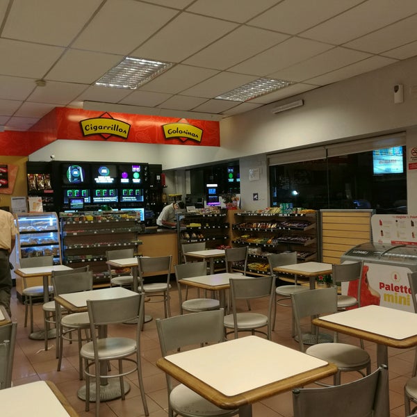 Esso Shop - Gas Station in Asuncion