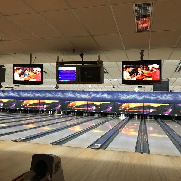 Photos at REVS Bowling & Entertainment Centre - 19 tips from 1528 visitors