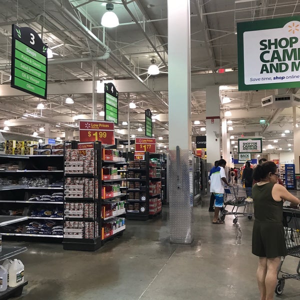 Photos at Walmart Supercentre - Renfrew-Collingwood - 31 tips from 2190 ...