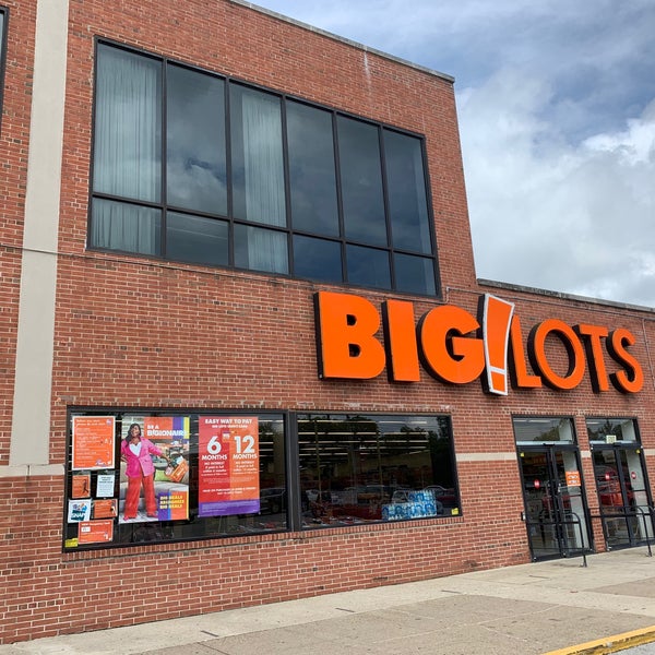 Big Lots - Big Box Store in Louisville