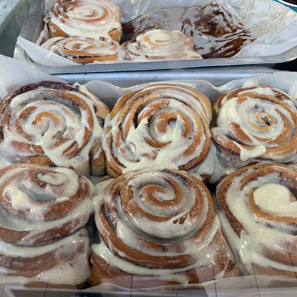 Cinnabon - Bakery in East Louisville