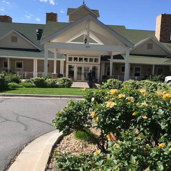 Wine Country Inn - 777 Grande River Dr