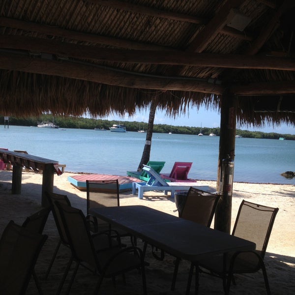Gilbert's Tiki Bar - Bar