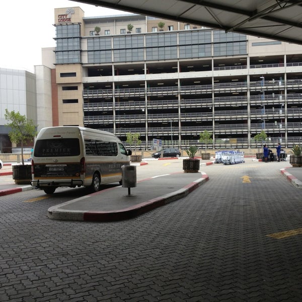 Bus Terminal - Kempton Park, IGauteng