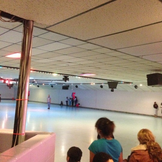Coachlite Skate Center - Arts and Entertainment