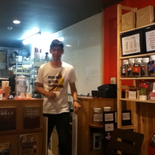 LEYTONS COFFEE ROASTER - Coffee Shop