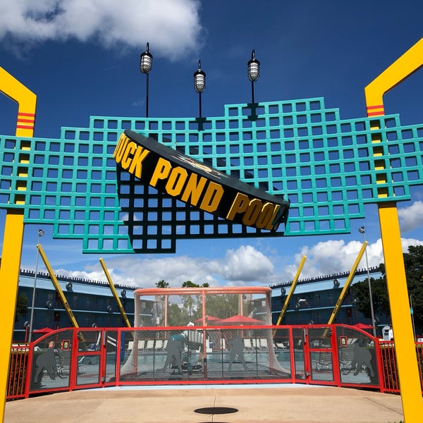 Duck Pond Pool - Hotel Pool