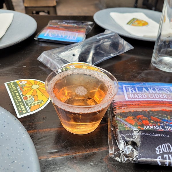 Frontier - Beer Garden in Chicago