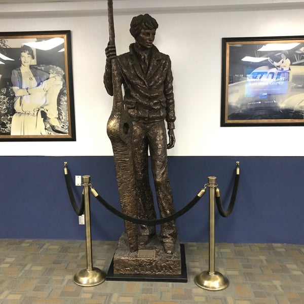 Amelia Earhart Statue - Burbank, CA