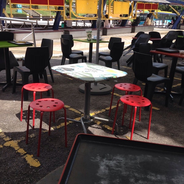 UM Central Bus Stop - Kuala Lumpur, Kuala Lumpur