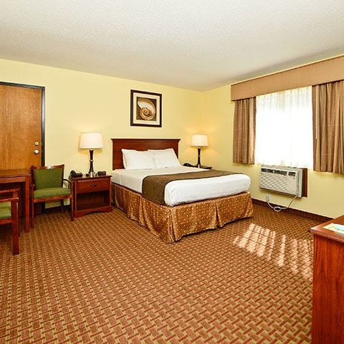 BEST WESTERN York Inn in Southern Maine - 4 tips