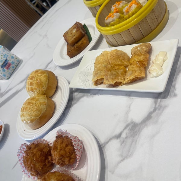 Wong Pan Dim Sum 皇品港式点心楼 - Dim Sum Restaurant