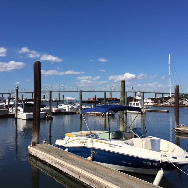 Tottenville Marina - Boat or Ferry in Tottenville
