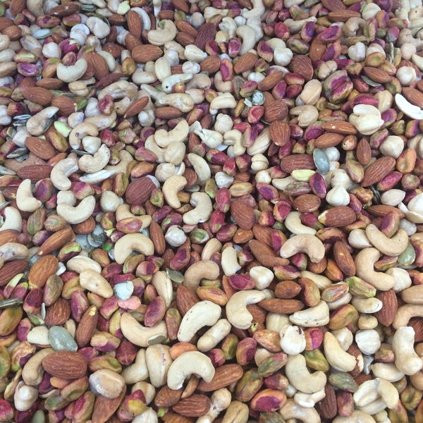 Photos at Tavazo Asl Nuts & Fruits | آجیل و خشکبار تواضع اصل - Candy ...
