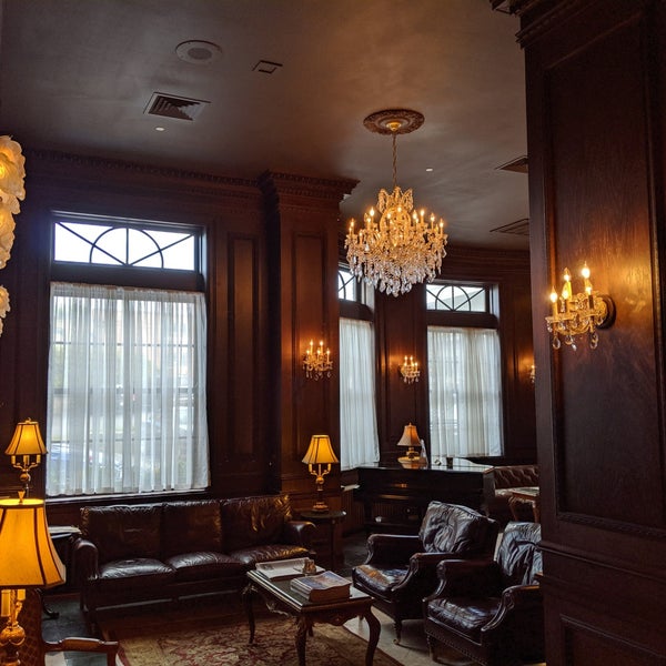 Landmark Inn - Hotel