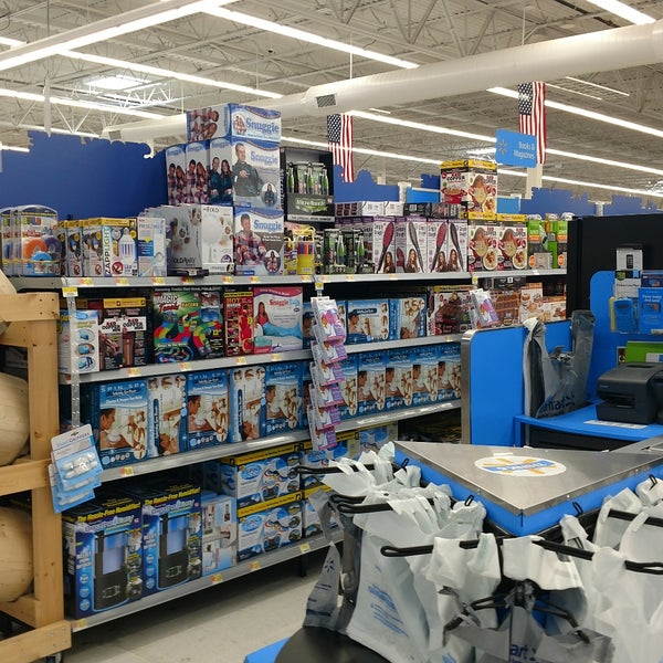 Walmart Supercenter - 2304 Lincolnway E