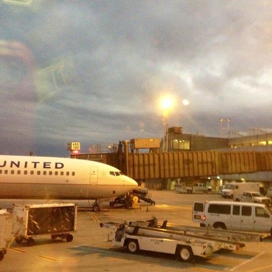 Photos at Gate C132 - Newark Airport and Port Newark - Terminal C3