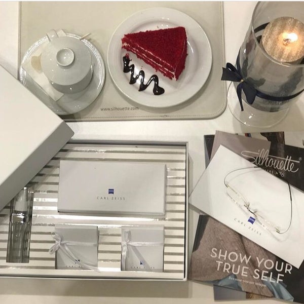 Carl Zeiss Relaxed Vision Center - منطقه ۲ - 1 tip