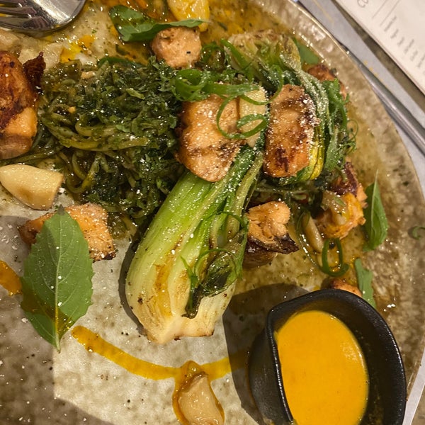 Cur8 - Gov M. Cuenco Avenue