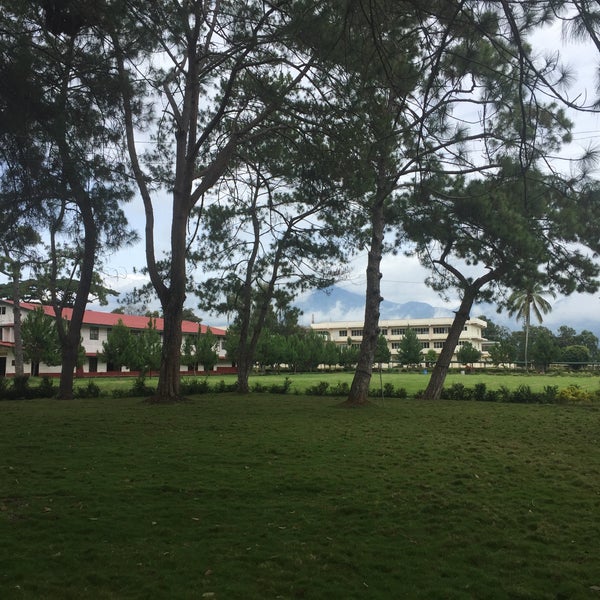 Mountain View College - College and University