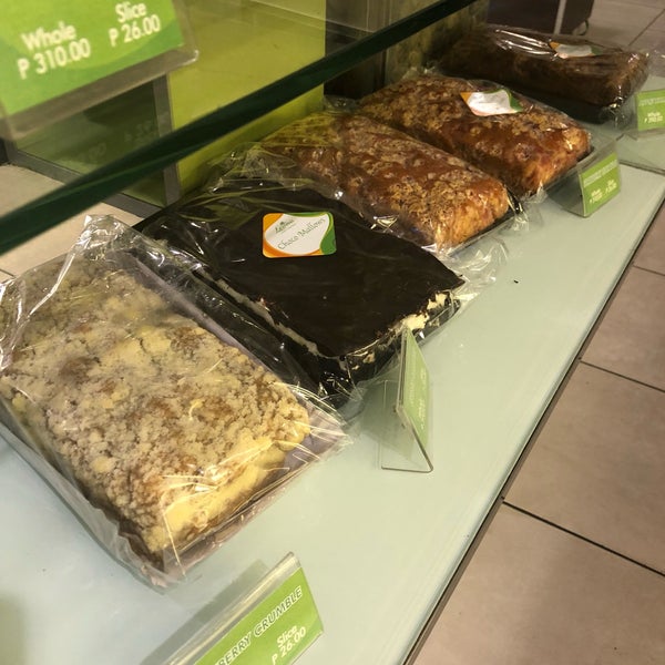 Leona's Cakes & Pastries - Bakery