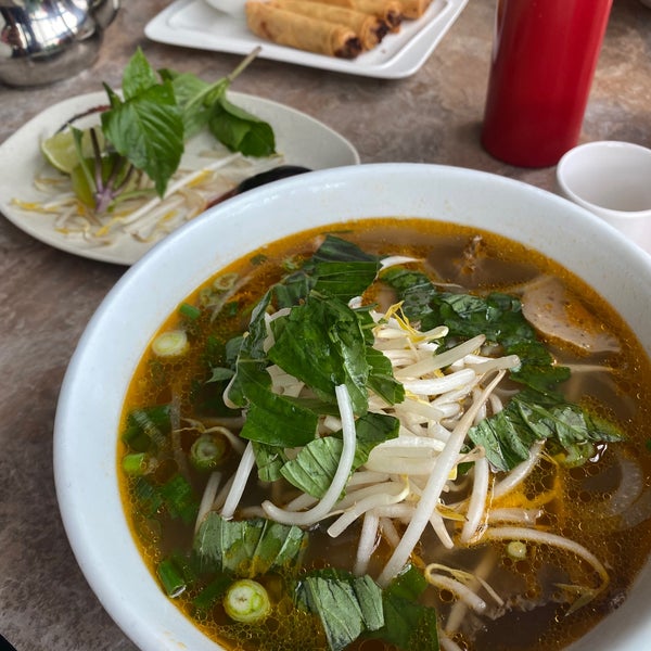 Pho Hong - Vietnamese Restaurant in Burlington