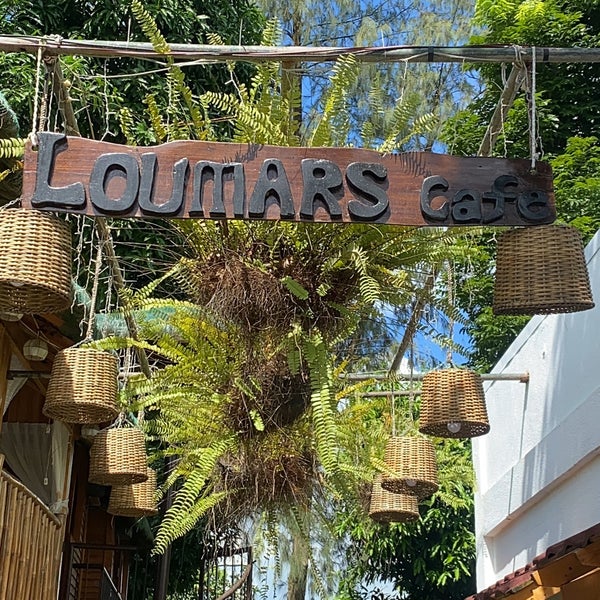 Loumars Cafe - Café