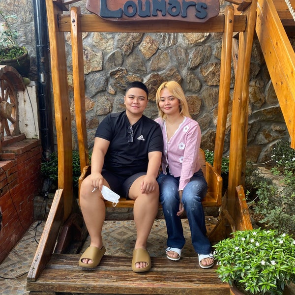 Loumars Cafe - Café