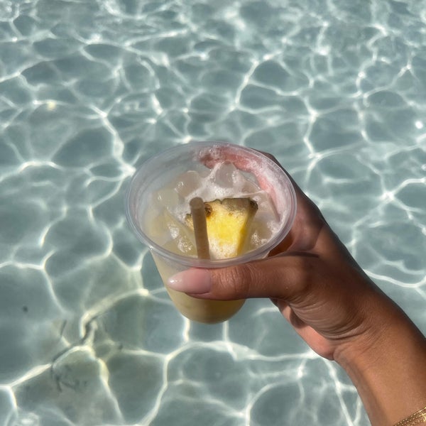 Altitude Rooftop Pool - Mid-City West - 8 tips