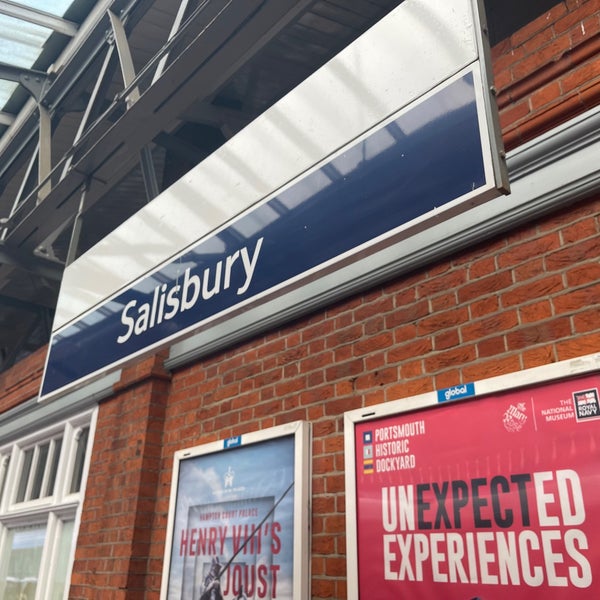Salisbury Railway Station (SAL) - Rail Station in Salisbury