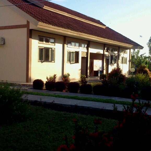 Univ. Halmahera - 1 tip from 3 visitors