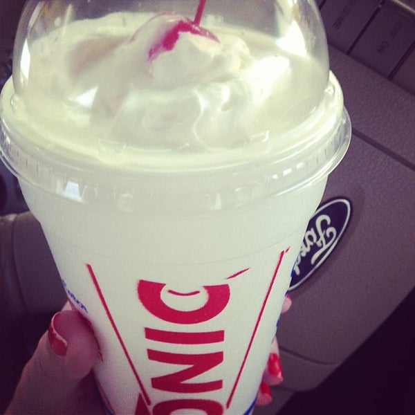 SONIC Drive In - 18031 N Portland Ave