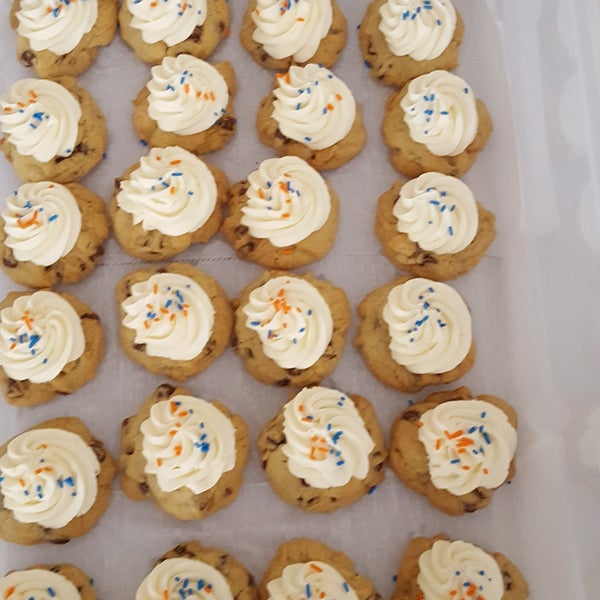 Christine's Cookie Shoppe - Bakery