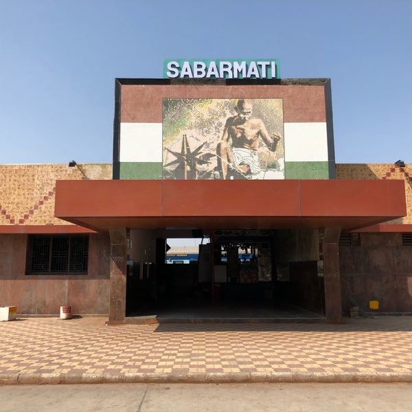 Sabarmati Railway Station - Ahmedabad, Gujarāt
