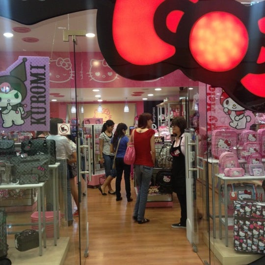 Hello Kitty Store