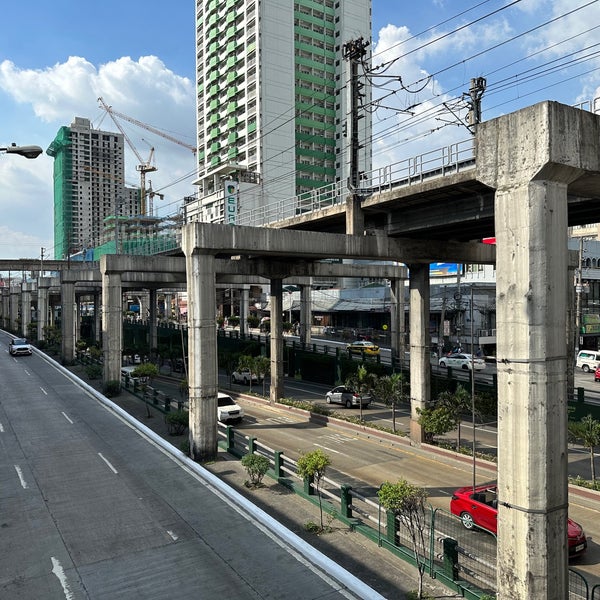Photos at MRT3 - Araneta Center-Cubao Station - Metro Station in Quezon ...