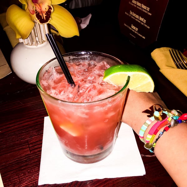 809 Lounge - Fort George - 12 tips from 1237 visitors