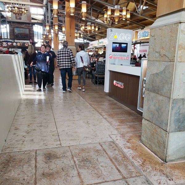 Park Meadows Dining Hall - Lone Tree, CO