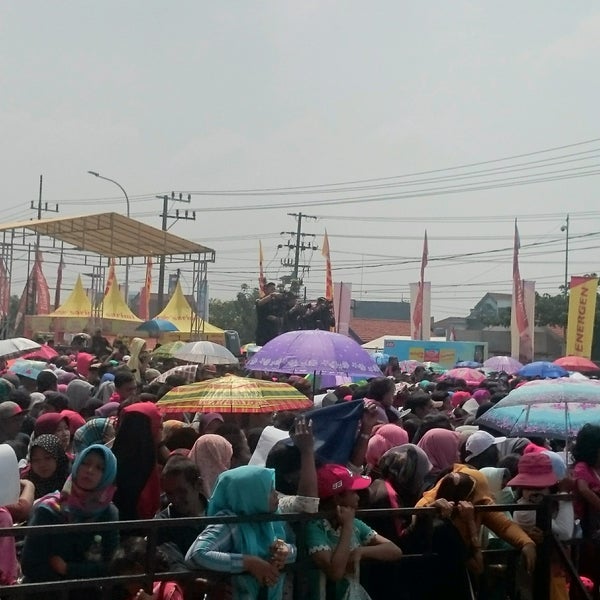 Lotte Mart Wholesale - Supermarket in Surabaya