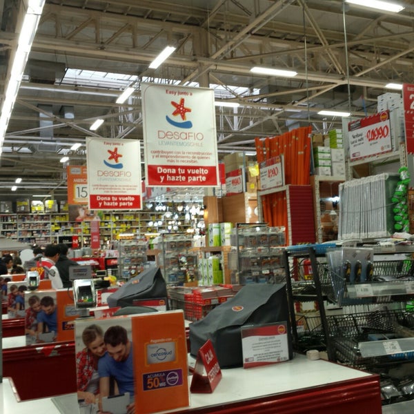 Easy - Department Store in Chillán