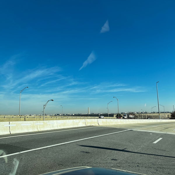 Virginia / DC Border - Border Crossing