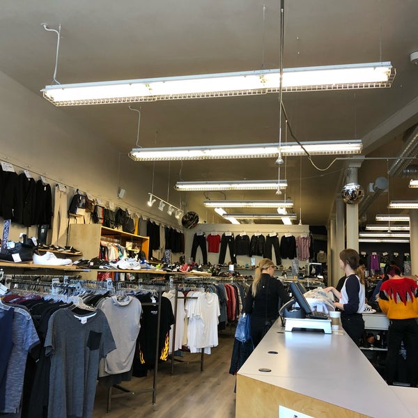 Crossroads Trading Co. - Clothing Store in Mission Dolores