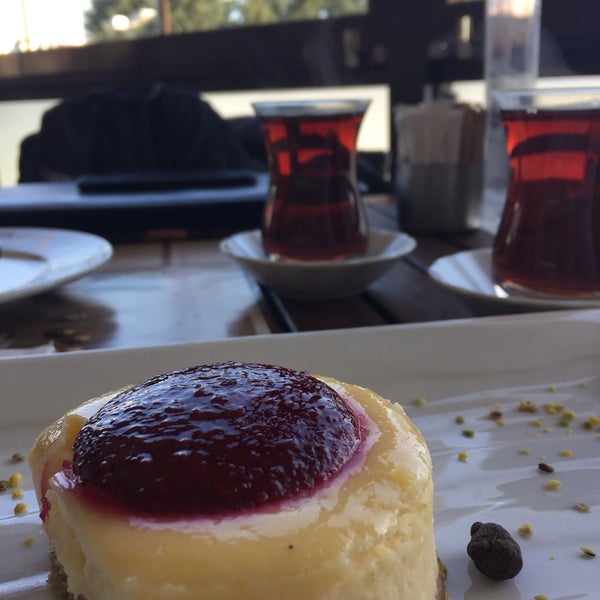 Photos at Pelit Pastanesi - Altunizade - İstanbul, İstanbul