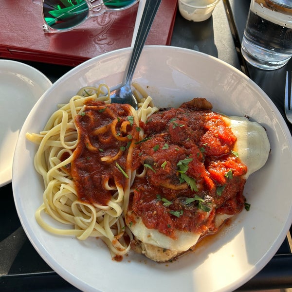 Pompilio's Italian Restaurant - 600 Washington Ave